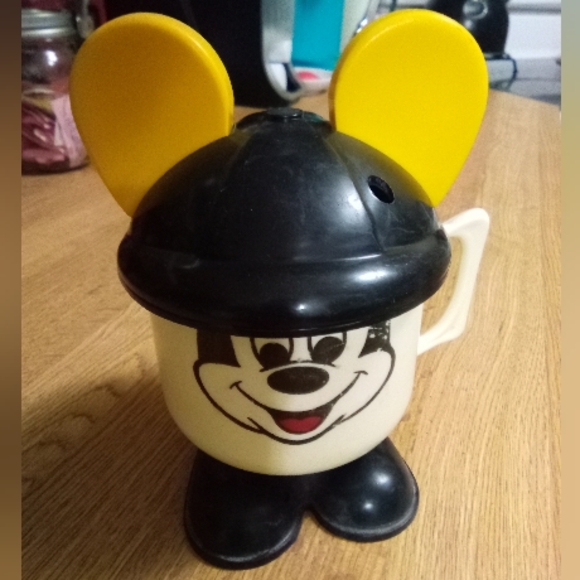 Dining | Vintage 198s Plastic Walt Disney Mickey Mouse Sippy Cup | Poshmark